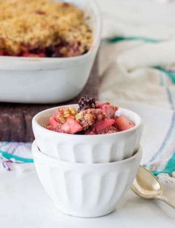 Apple Berry Crumble - Vintage Kitchen Notes