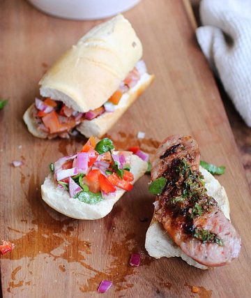 Choripan Recipe (Argentinian Chorizo Sandwich) - Vintage Kitchen Notes
