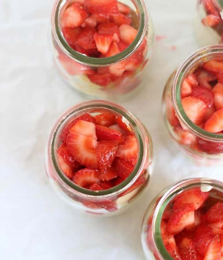 Mini Strawberry Trifles (individual desserts) - Vintage Kitchen Notes