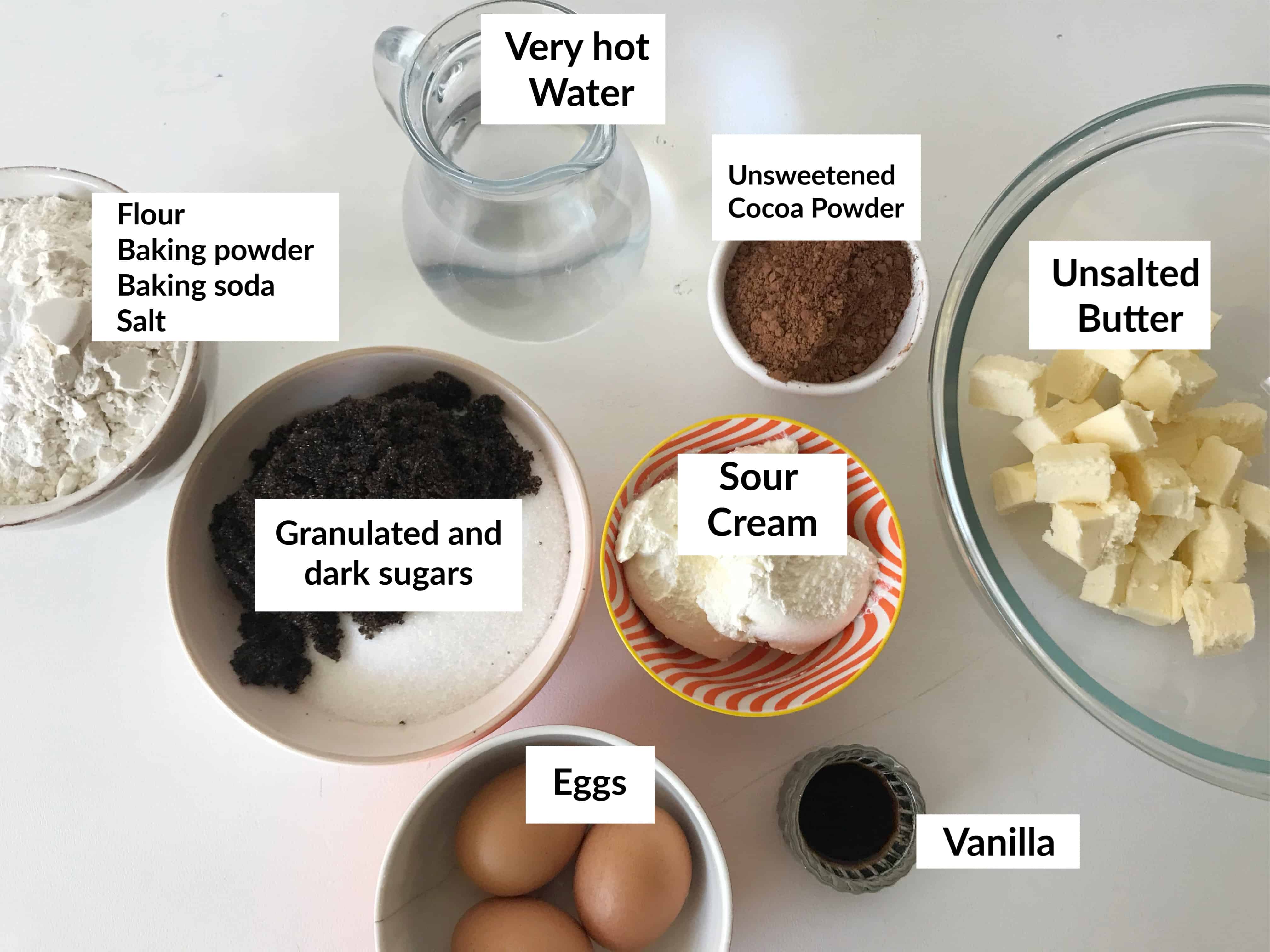 Chocolate Bundt Cake with Ganache Frosting | Vintage Kitchen