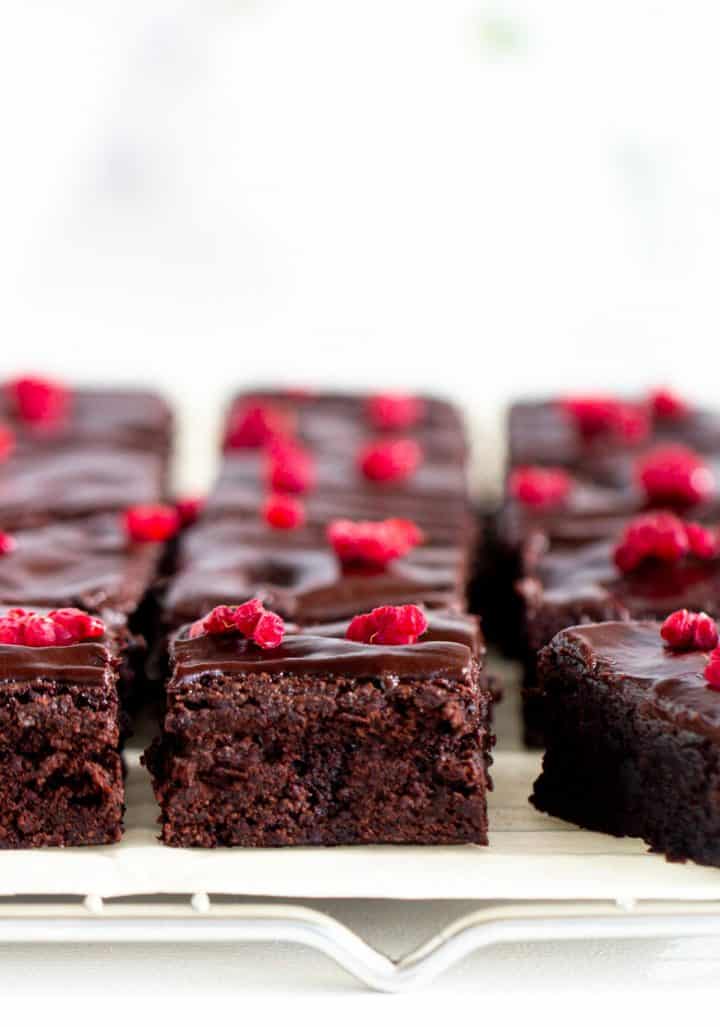 Brownies with Cocoa Powder (easy recipe) - Vintage Kitchen Notes
