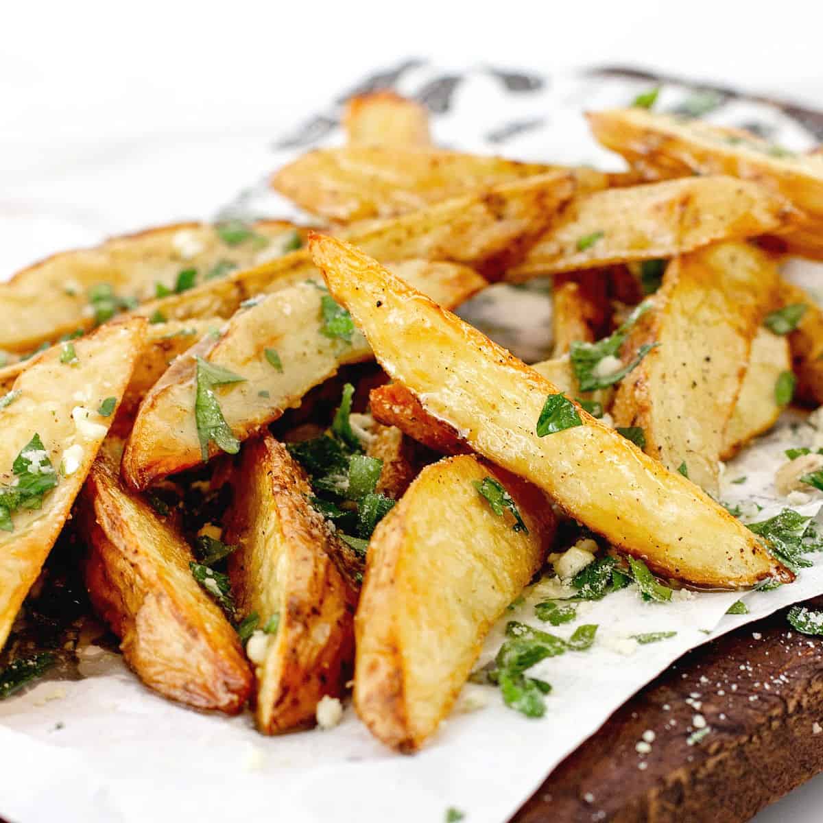 Spicy Baked Potato Wedges - Vintage Kitchen Notes