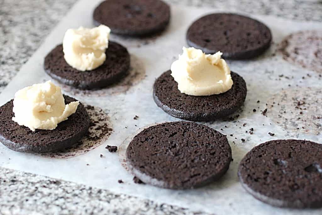 Homemade Oreo Cookies - Vintage Kitchen Notes