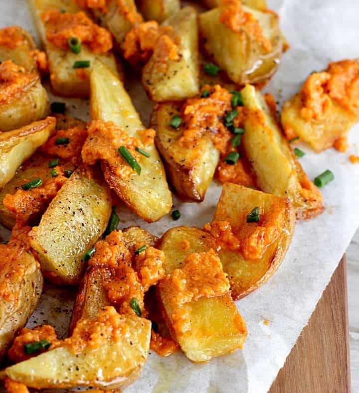 Roasted Romesco Sauce (Spanish recipe) - Vintage Kitchen Notes
