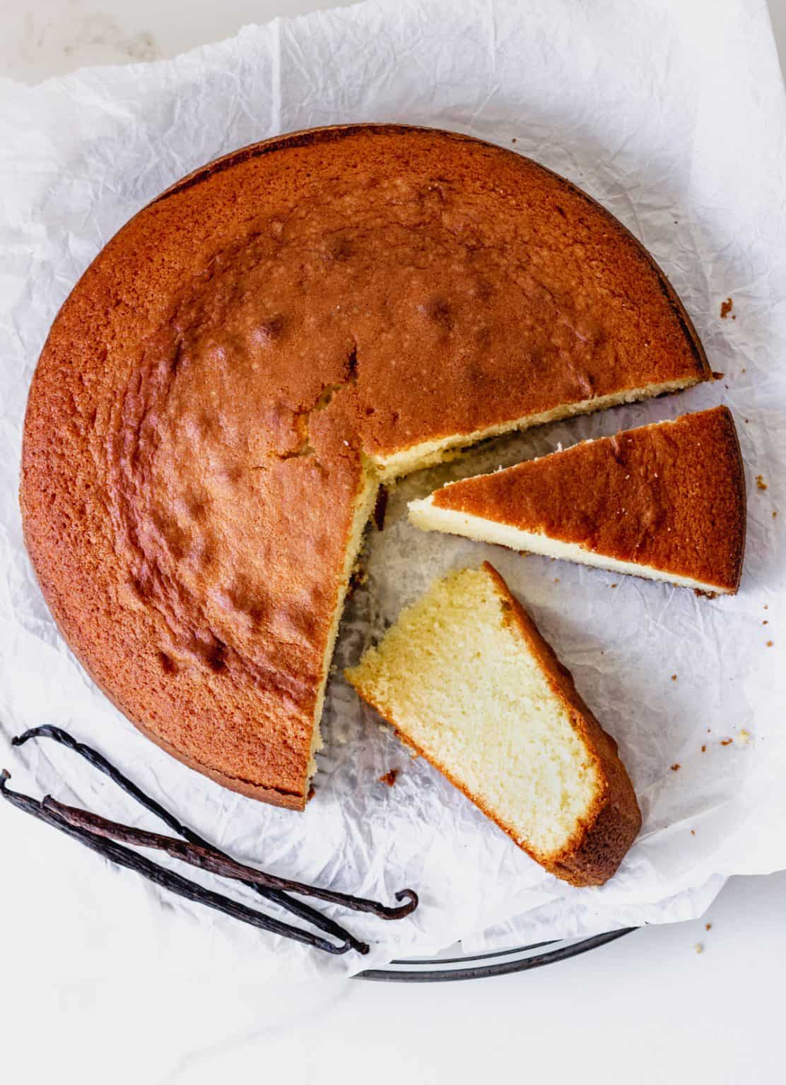 Old Fashioned Vanilla Butter Cake - Vintage Kitchen Notes