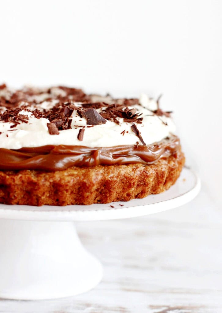 Banoffee Cake (easy and scrumptious!) - Vintage Kitchen Notes