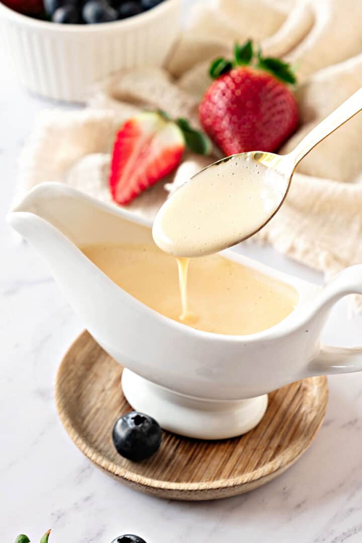 Crème Anglaise Recipe (Custard Sauce) - Vintage Kitchen Notes