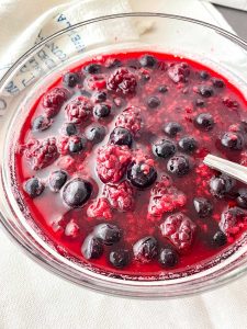 Berry Compote (2 ingredient & 10 minute recipe) - Vintage Kitchen Notes