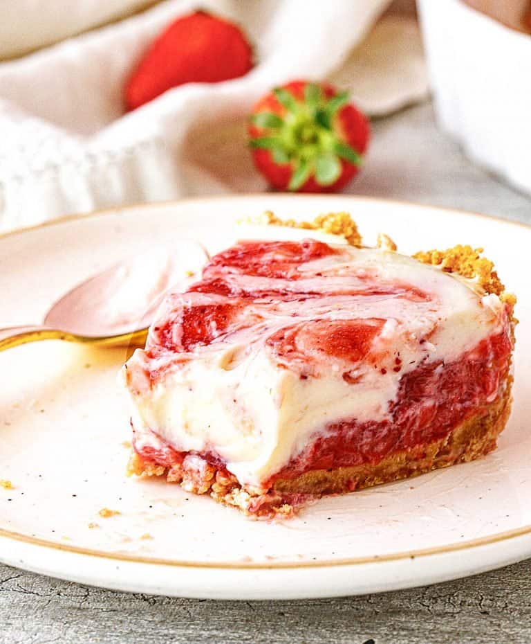 Frozen Strawberry Pie (no-bake filling) - Vintage Kitchen Notes