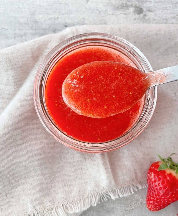 Strawberry Puree (for multiple uses) - Vintage Kitchen Notes