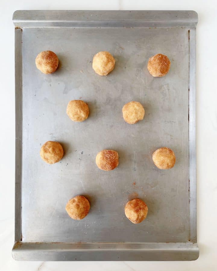 Easy Snickerdoodle Recipe - Vintage Kitchen Notes