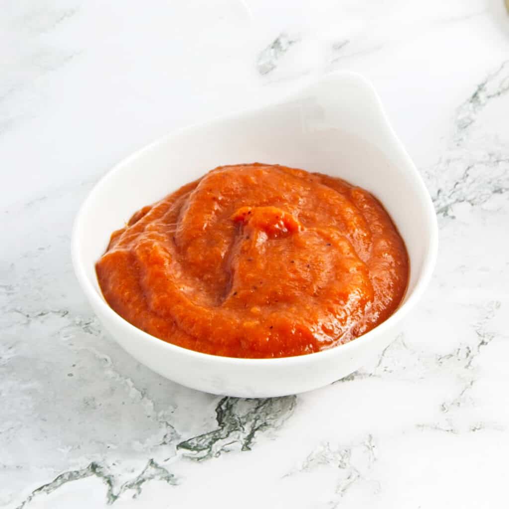 Homemade Spicy Ketchup - Vintage Kitchen Notes