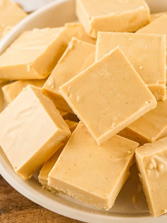 Dulce de Leche Fudge - Vintage Kitchen Notes