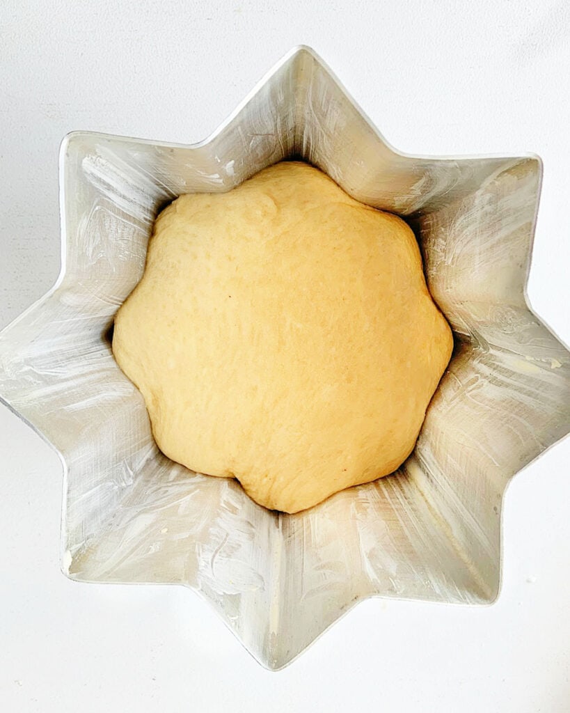 Pandoro (sweet Italian Holiday bread) - Vintage Kitchen Notes