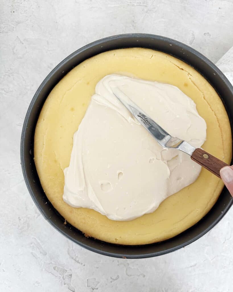 Creamy Baileys Cheesecake - Vintage Kitchen Notes