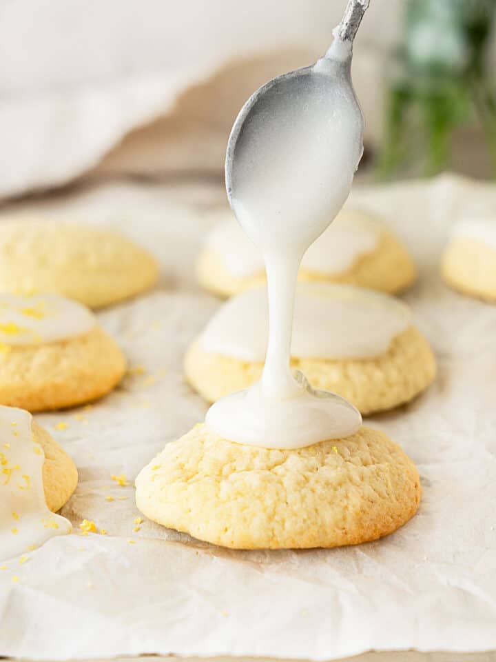 Soft Lemon Ricotta Cookies (with lemon glaze) - Vintage Kitchen Notes
