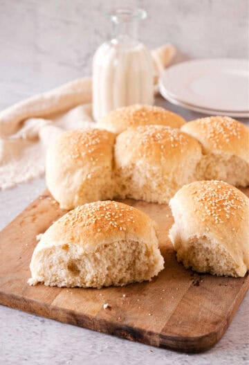 Semolina Bread Rolls (yeasted) - Vintage Kitchen Notes