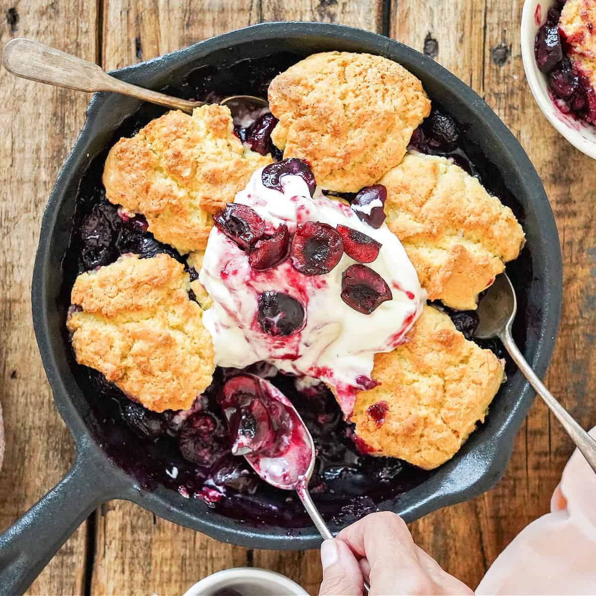 Fruit Cobblers (recipes & tips) - Vintage Kitchen Notes