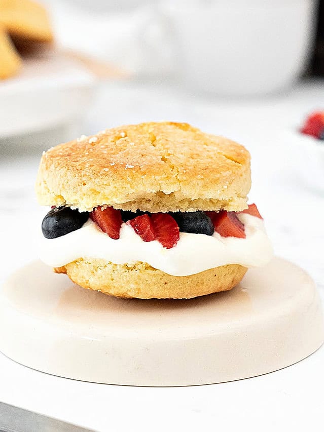 Classic Strawberry Shortcake (with whipped cream) - Vintage Kitchen Notes