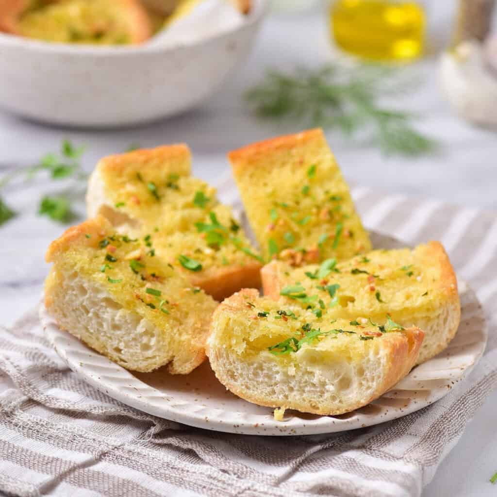 Garlic Bread Baguette (quick & easy) - Vintage Kitchen Notes