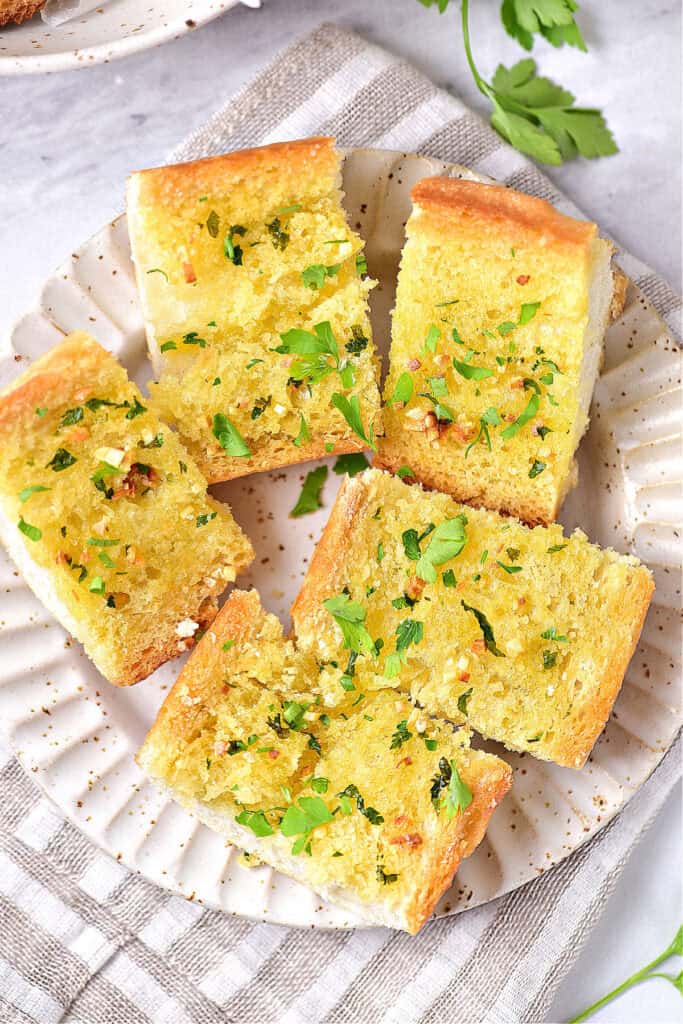 Garlic Bread Baguette (quick & easy) - Vintage Kitchen Notes