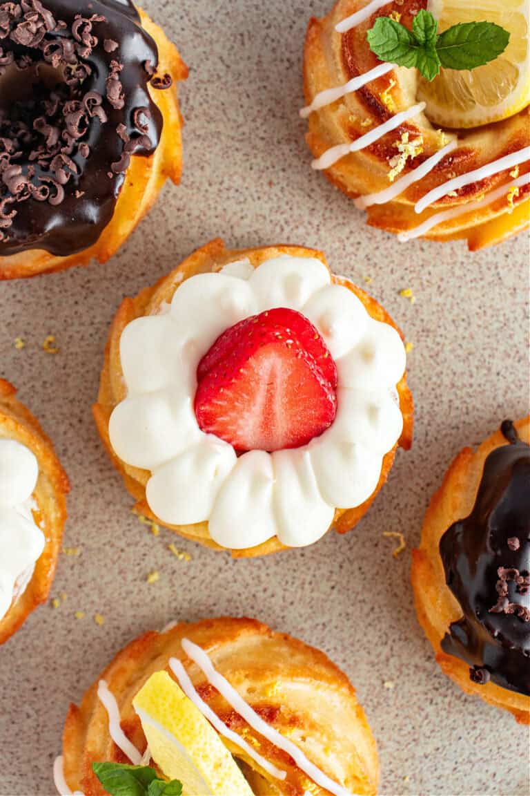 Mini Bundt Cakes (assorted toppings) - Vintage Kitchen Notes