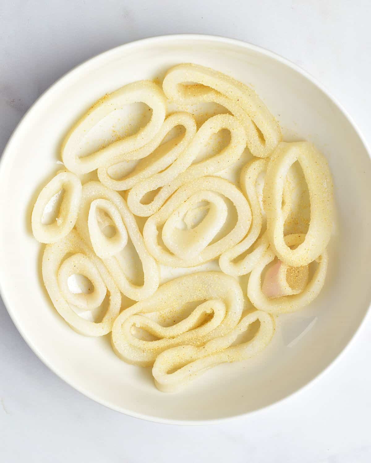 Crispy Fried Calamari Rings (Rabas) - Vintage Kitchen Notes