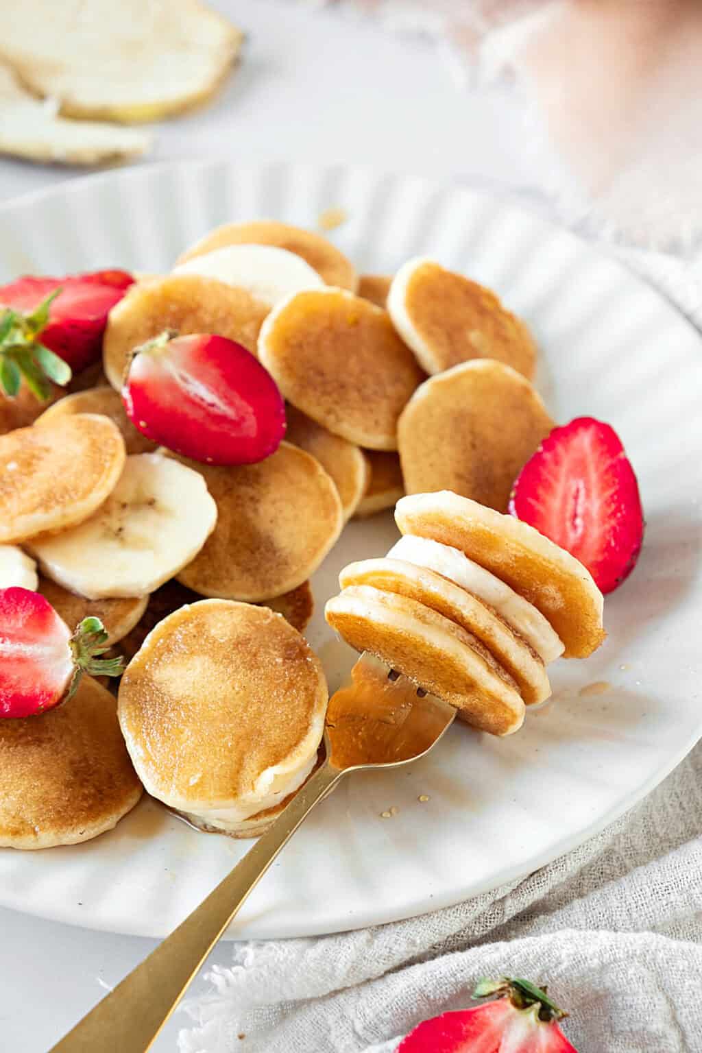 Mini Pancakes (regular and eggless option) - Vintage Kitchen Notes
