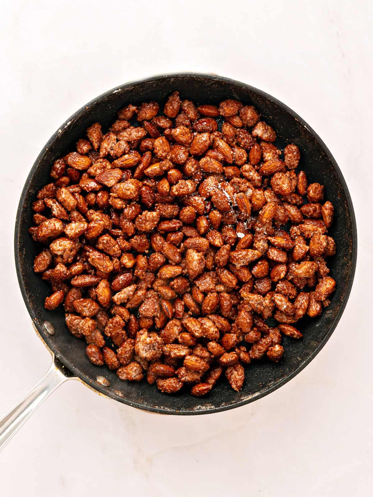 Easy Stovetop Candied Almonds (old-fashioned recipe) - Vintage Kitchen ...